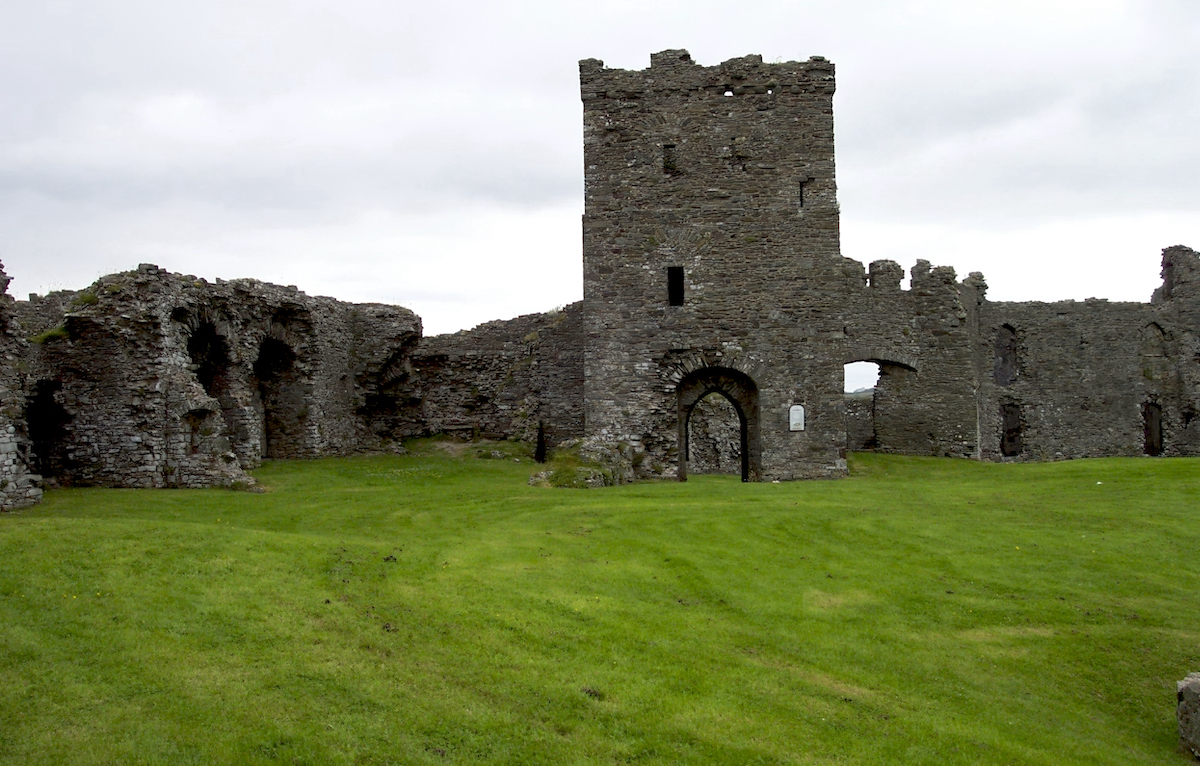 Llansteffan Castle