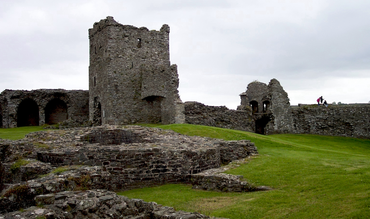 Llansteffan Castle
